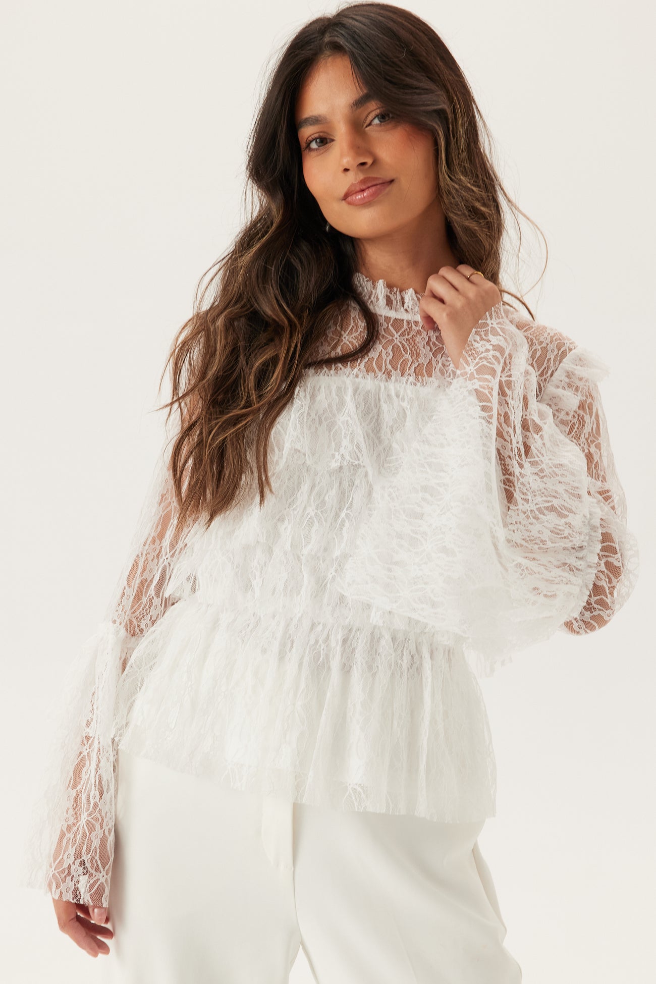 Bubbleroom – Frill Lace Blouse – Blouses & shirts – White